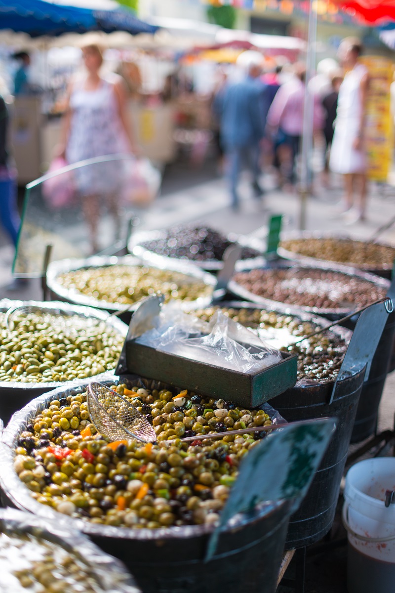 Marché hebdomadaire de Villevieille - Conseil départemental du Gard ...
