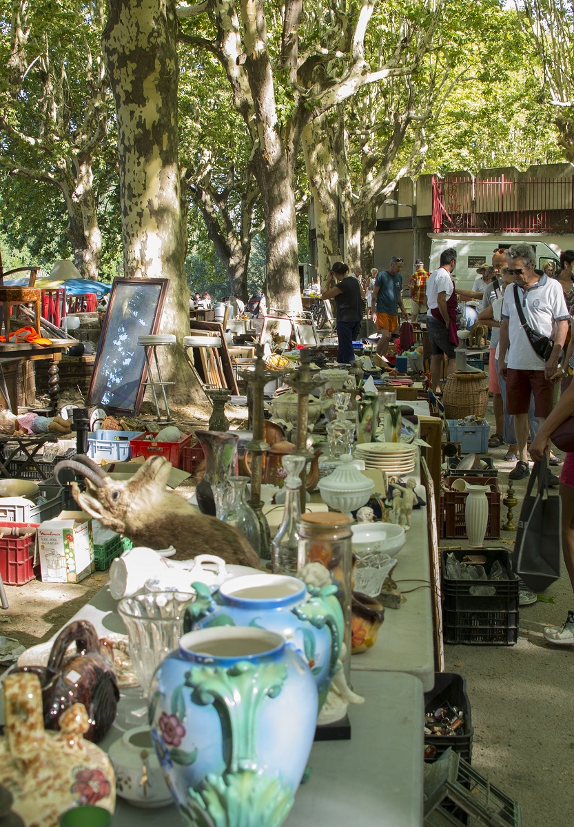 Brocante - Conseil départemental du Gard - www.gard.fr