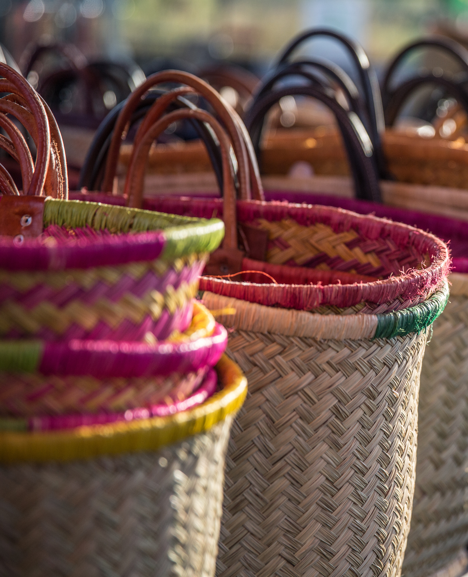 Marché hebdomadaire de Montfrin - Conseil départemental du Gard - www ...